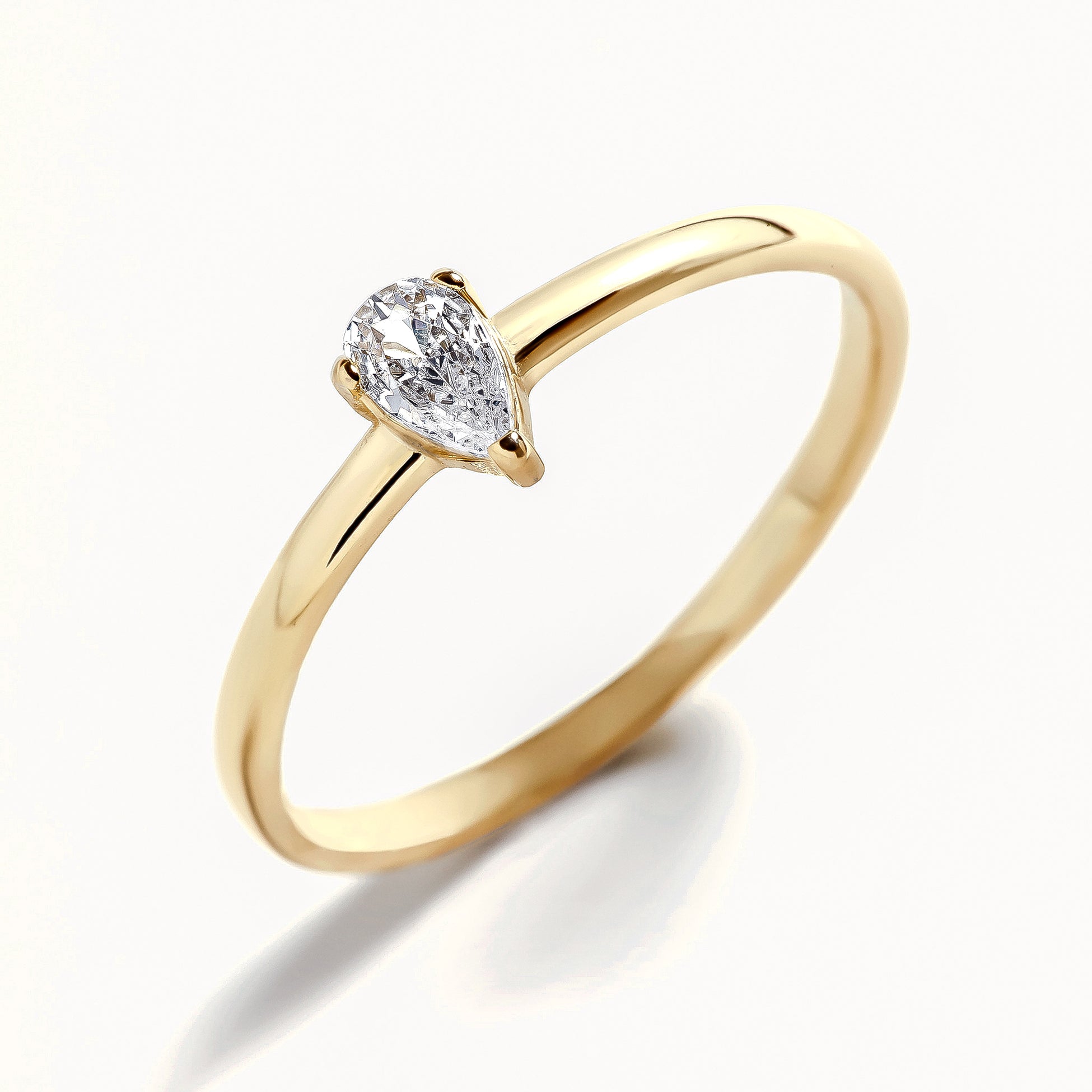 Leonie Ring - Gold – Alexa Kelley